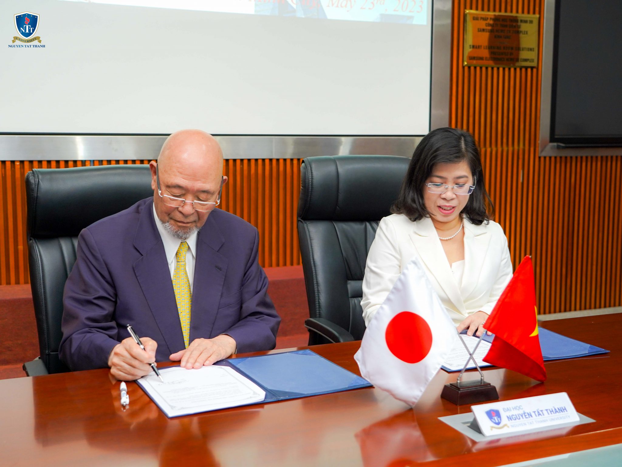 Khám phá ngành Đông phương học tại NTTU – đi muôn nơi, hiểu vạn người ...