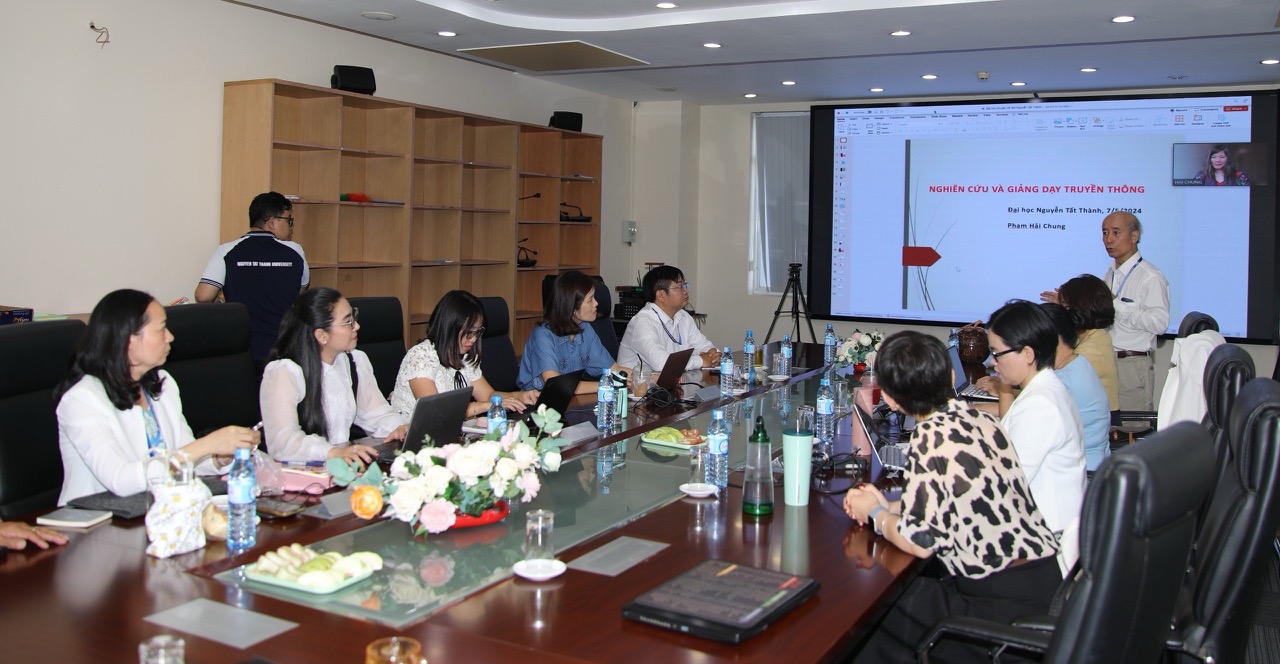 Khoa Truyền thông sáng tạo tổ chức workshop online từ ĐH Harvard - Trường Đại học Nguyễn Tất Thành